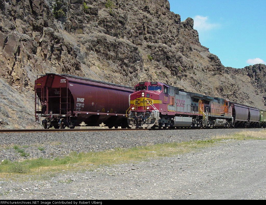 BNSF 727 BNSF 4069